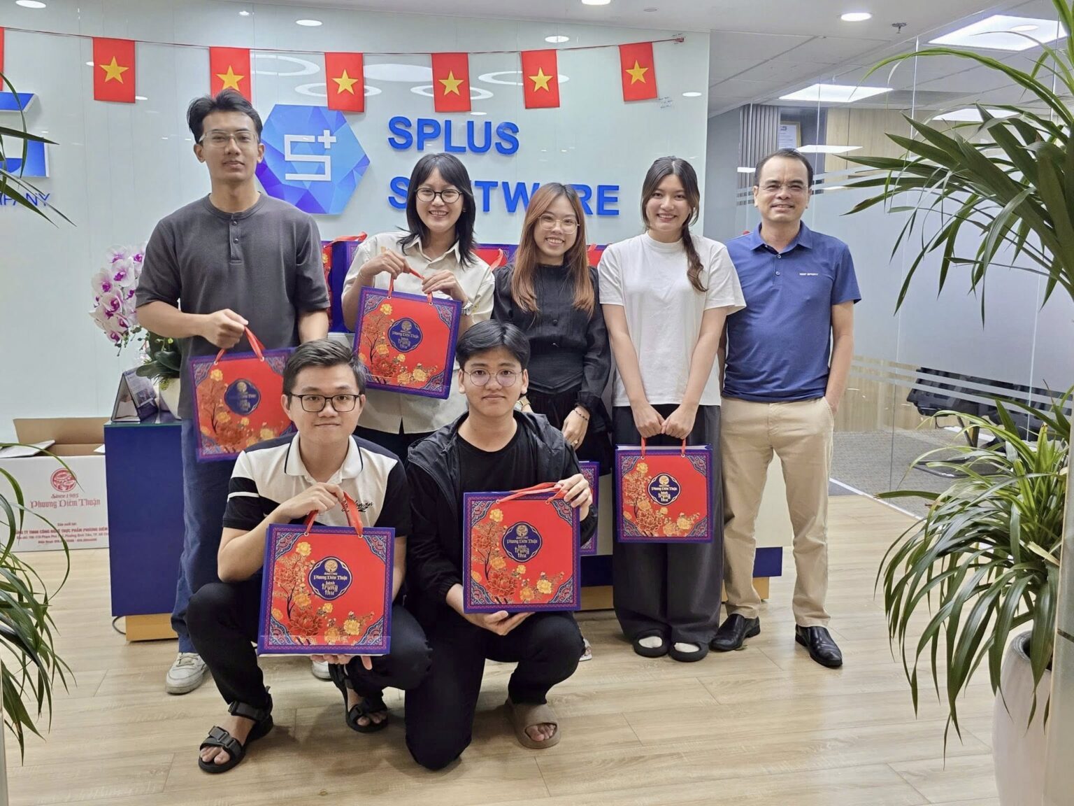 SPLUS-SOFTWARE CELEBRATES MID-AUTUMN FESTIVAL 2025 - SPLUS-SOFTWARE